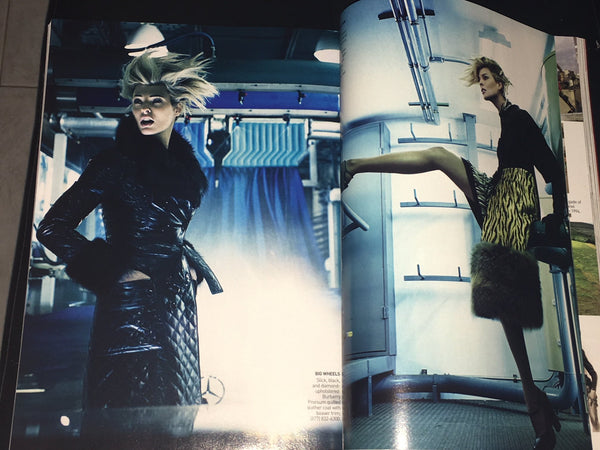 VOGUE Magazine US August 2006 LINDA EVANGELISTA Christy Turlington ANG